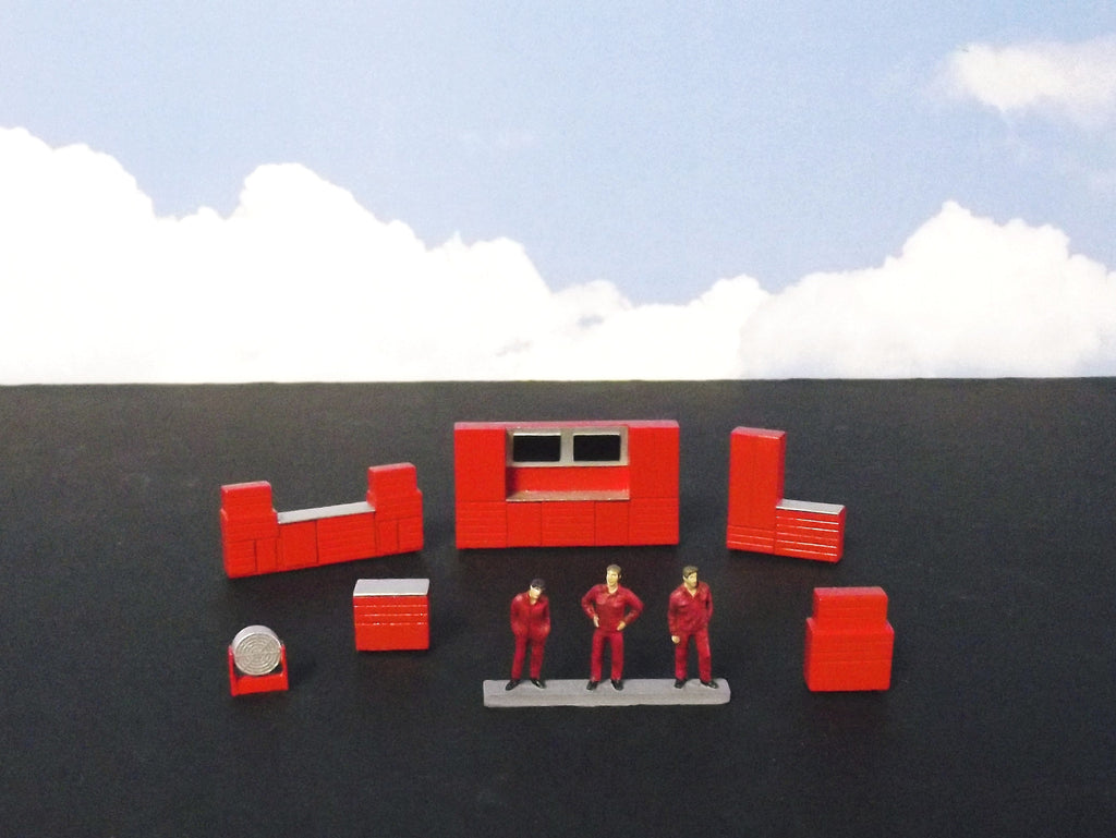 1/64 Tool Boxes & Technicians Kit by FCH | Full Circle Hobbies